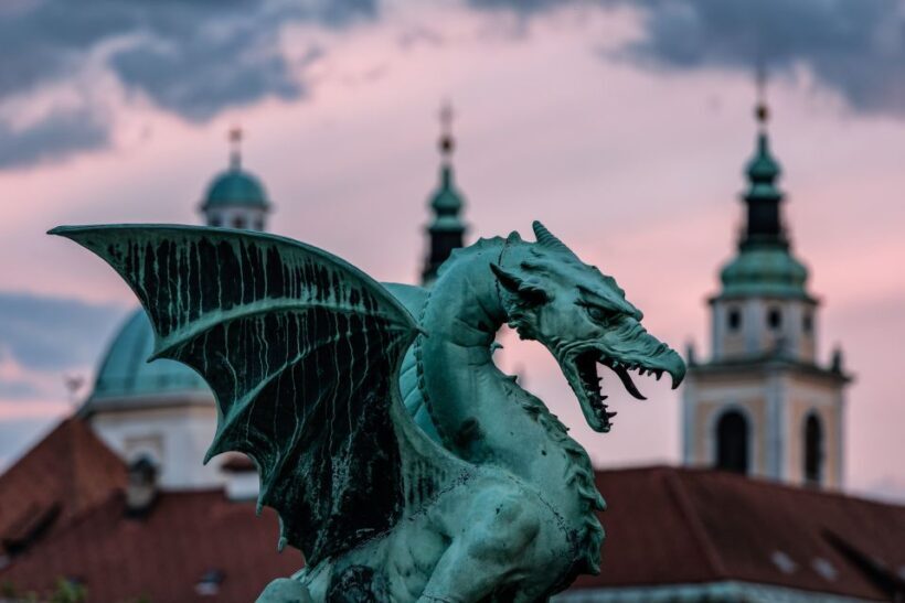 Ljubljana: Guided Walk & Funicular Ride to Ljubljana Castle - The Itinerary and What You Can Expect