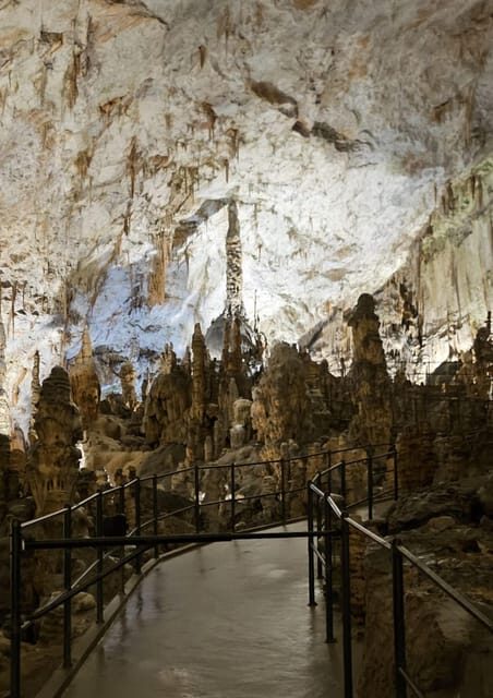 Ljubljana to Postojna Cave,Predjama Castle and Postojna park - Key Points
