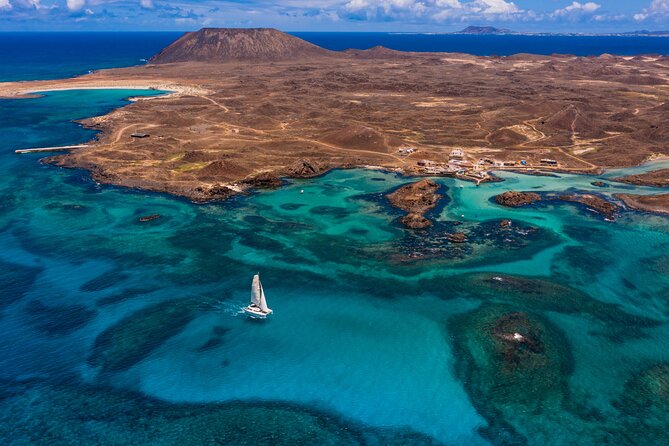 Lobos Island Half-Day Sailing Tour With Lunch - Itinerary Highlights