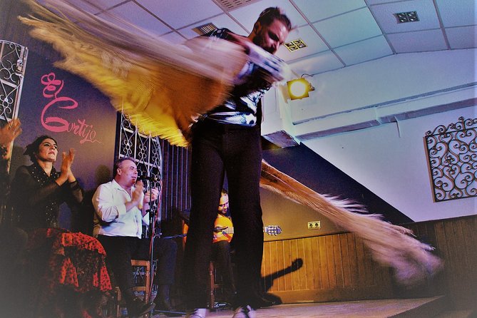 Local Flamenco Show at El Cortijo - Key Points