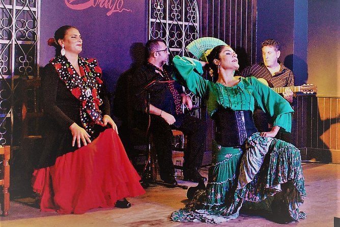 Local Flamenco Show with dinner at El Cortijo - Authenticity and Authentic Experiences