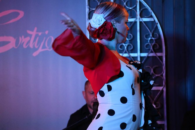 Local Flamenco Show With Dinner Review - Suitability for Different Travelers