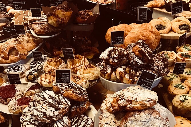 Local Food and History Tour of Bucharest with Local Foodie - Key Points