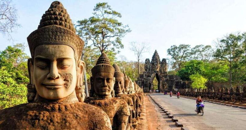 Local French Speaking Guide for Angkor Wat Day Tour - Exploring Angkor Wat with a French-Speaking Guide: A Detailed Look