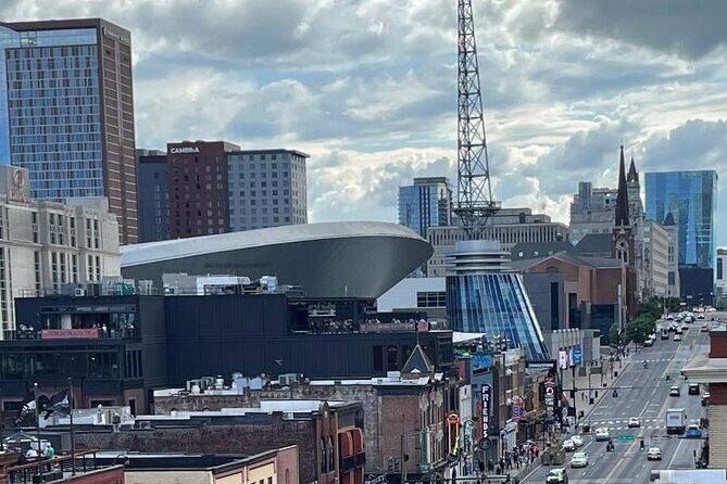 Local Insider's Walking Tour of Downtown Nashville - An Honest Look at the Local Insiders Walking Tour of Downtown Nashville