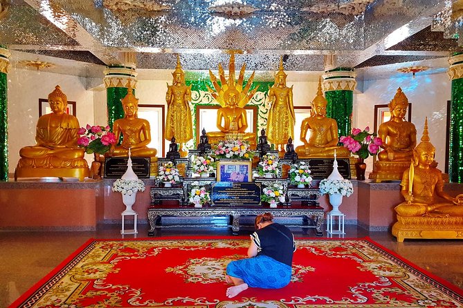 Local Temples and Traditional Market - Exploring Local Markets and Cultural Flavors