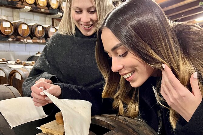 Local wines and traditional balsamic experience - FAQ