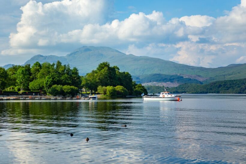 Loch Lomond: Island Discovery 2-Hour Cruise - The Experience Onboard