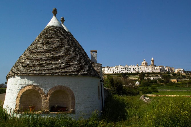 Locorotondo 2-hour private tour: a place to fall in love with - Exploring Locorotondo: A Fine Balance of Charm and History