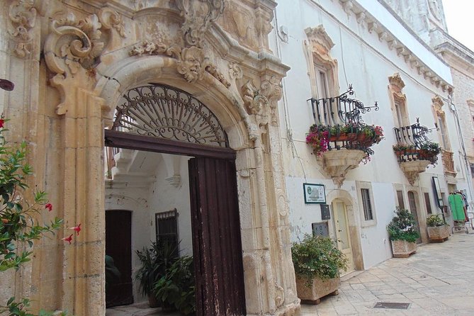 Locorotondo private tour: a charming town in the Itria Valley - Practical Tips for Travelers
