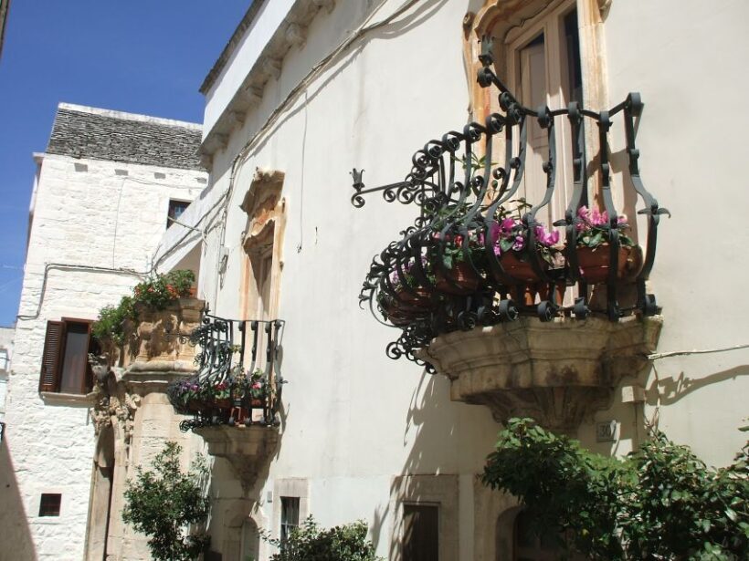 Locorotondo: Private Tour of a Place to Fall in Love - Authentic Moments and Authenticity