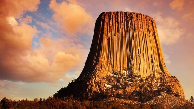 Lodging at Old Faithful Yellowstone & Grand Teton 4-Day Tour - An In-Depth Look at the Experience