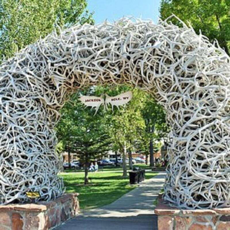 Lodging at Old Faithful Yellowstone&Grand Teton 5-Day Tour - Practical Details and Considerations