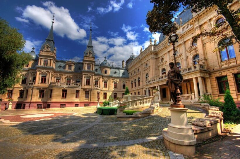 Lodz: Jewish Heritage Private Tour - Key Points