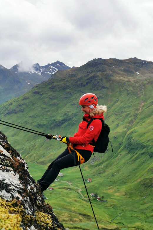 Lofoten: Full Day Combo tour, (kayaking and rappelling) - Exploring the Lofoten Full Day Combo Tour: Kayaking and Rappelling
