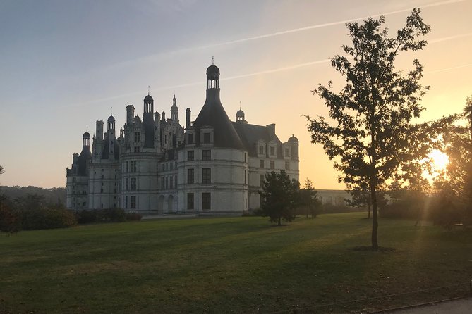 Loire Valley Castles Small-Group Day Trip From Paris - Highlights of the Tour