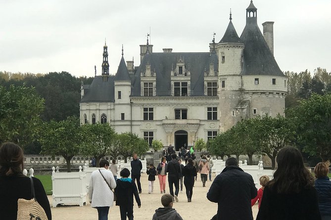 Loire Valley Castles Small-Group Day Trip From Paris - Visiting Château Royal Damboise