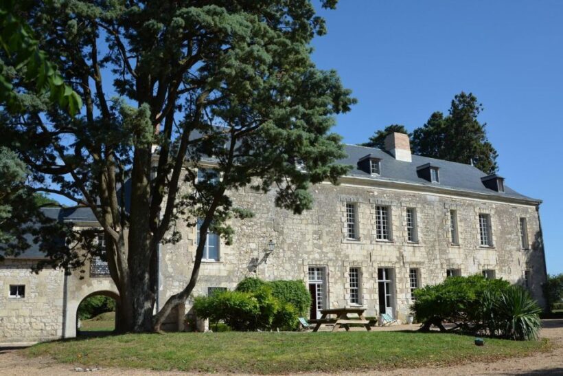 Loire Valley Tour & Wine Tasting Vouvray, Chinon, Bourgueil - Who Should Consider This Tour?