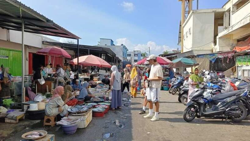 Lombok: Full-Day Tour with Lunch and Hotel Pickup - Who Is This Tour Best For?