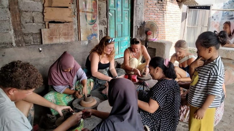 Lombok Pottery & Traditional Sasak Cooking Class - Who Should Consider This Experience?