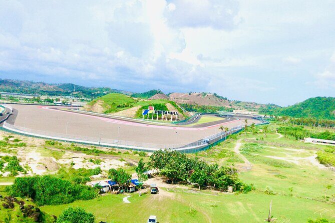 Lombok South Beach and Traditional Village Tour - Key Points