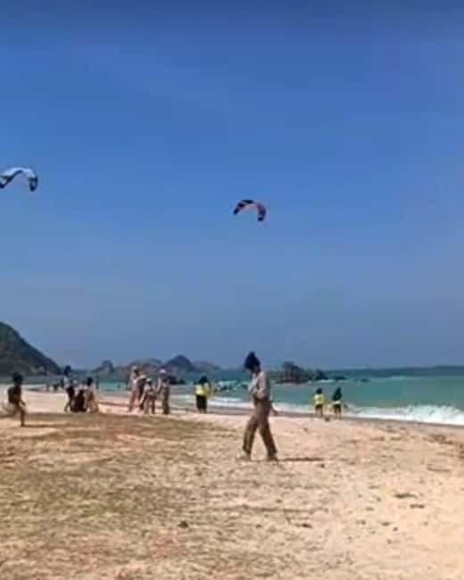 Lombok: Southern Beach, Traditional Village, Handcraft Tour - Considerations and Possible Drawbacks