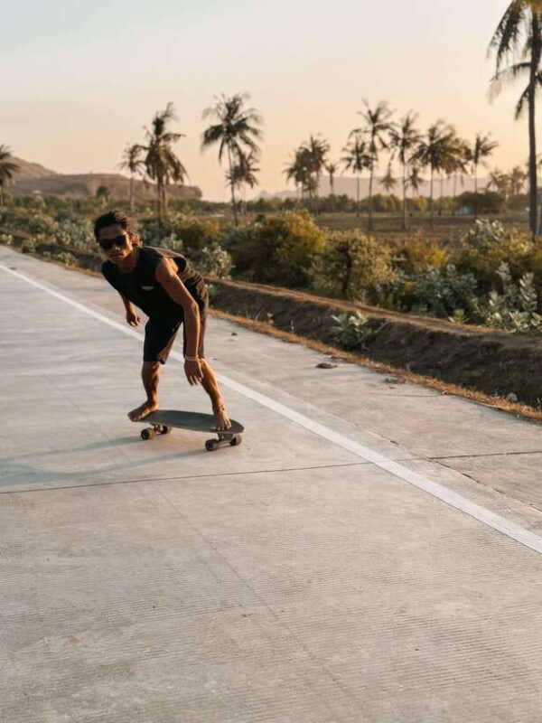 Lombok: Surf Skateboarding Lesson with Sunset View - The Value of the Package
