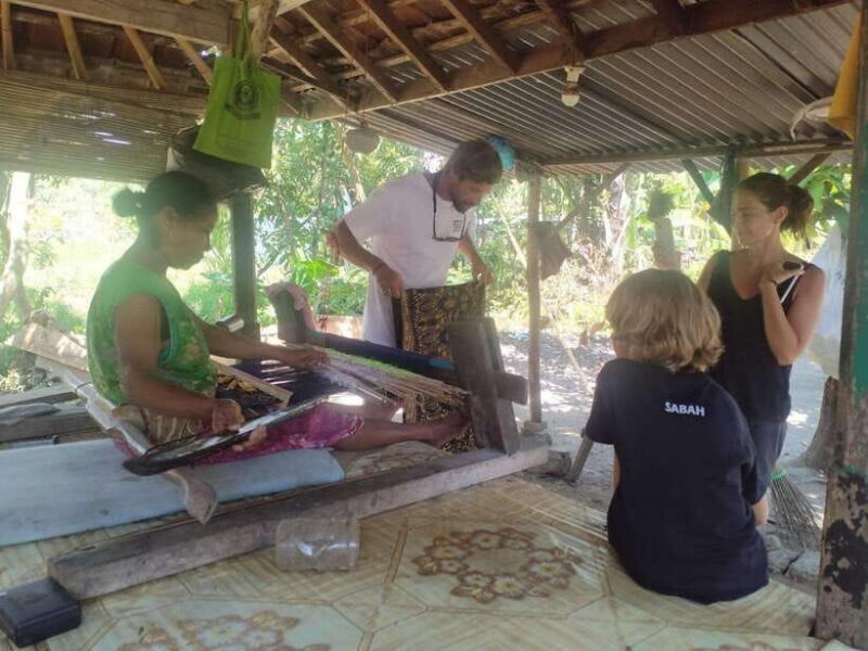 Lombok: Traditional Pottery, Sukarara Weaving & Tanjung Aan - Why This Tour Is Worth Considering