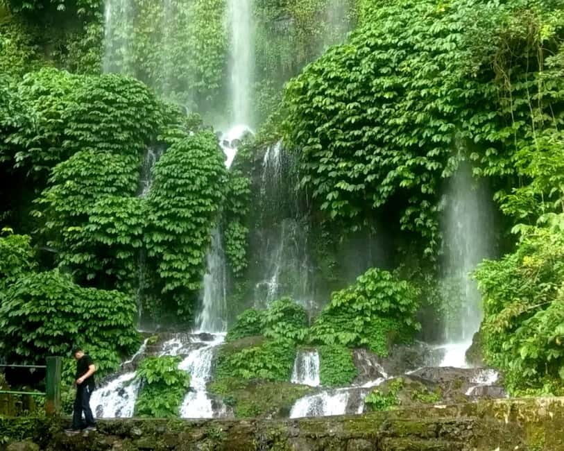 Lombok: Waterfall, Traditional Village & Kuta Beach Tour - The Experience: What Makes It Special
