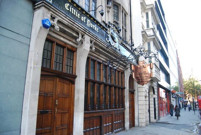 London: 2-Hour Historic Pub Tour - A Deep Dive into the Tour Experience