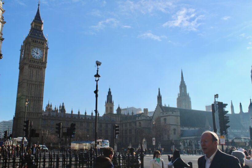 London: 4-Hour Panoramic Tour by Black Taxi - Practical Considerations and Price-Value Analysis