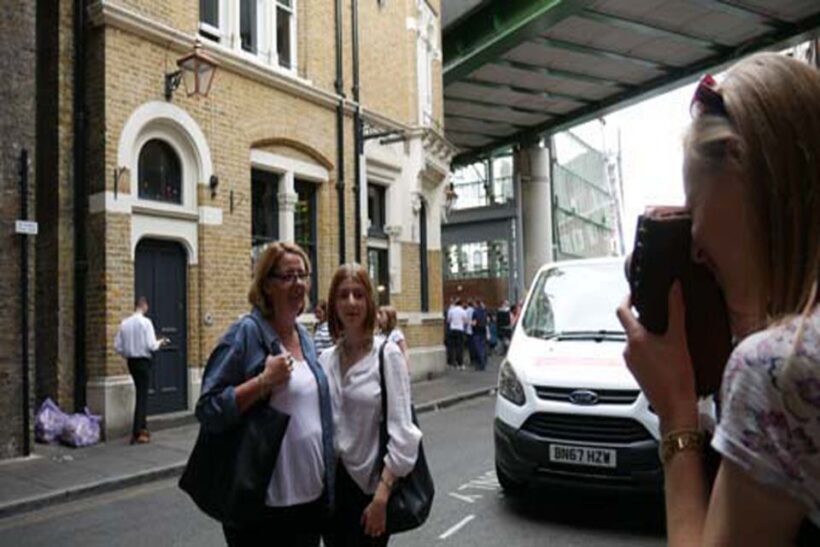 London: Bridget Jones 2.5Hour Walking Tour - What to Expect During the Tour