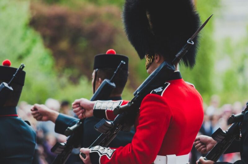 London: Buckingham Palace & Changing of the Guard Experience - FAQ: Your Questions Answered