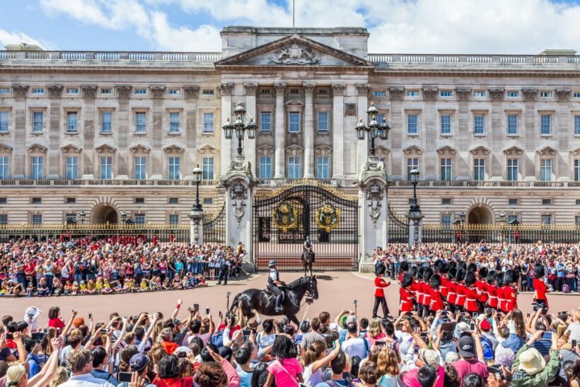 London: Buckingham Palace Entry & Changing of the Guard Tour - Practical Tips for Participants