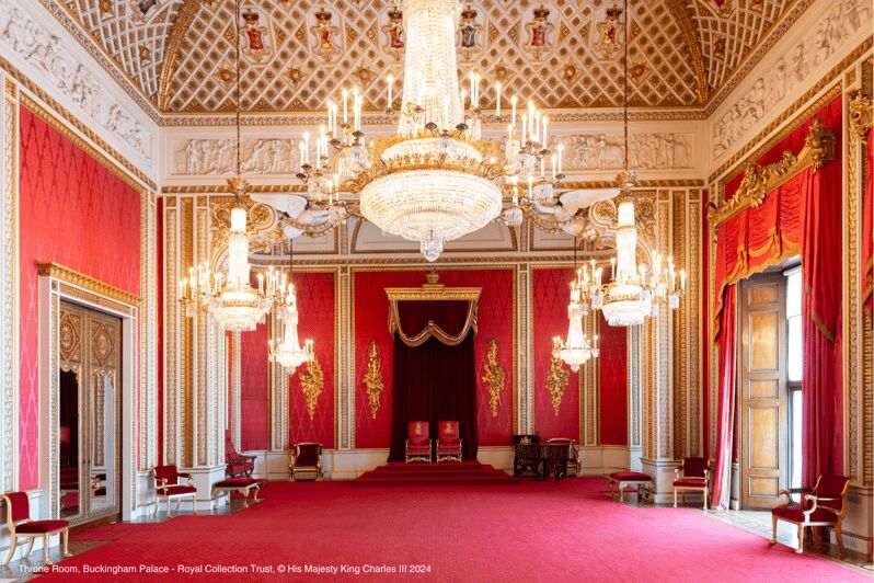 London: Buckingham Palace State Rooms & Royal Walking Tour - The Sum Up