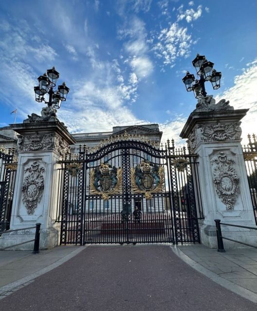 London: Buckingham Palace & Westminster Guided Walking Tour - The Itinerary and Why It Matters