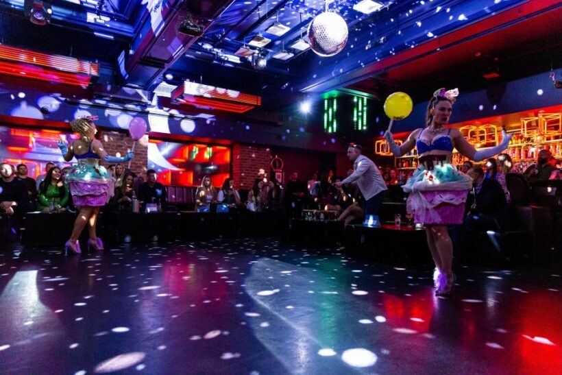 London: Burlesque Cabaret Show in the West End - What You Can Expect