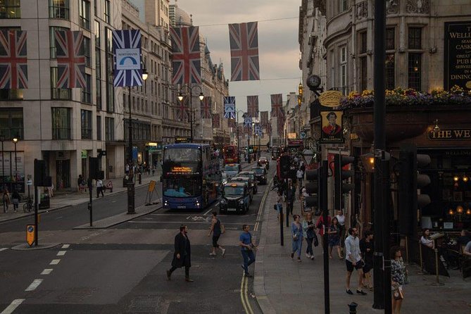 London by Night Tour Review: A Unique Experience - Nighttime Perspective of London