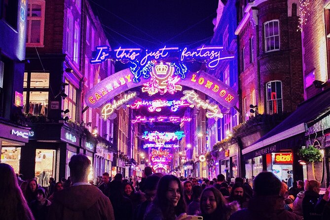 London by Night Walking Tour with Christmas Lights - FAQs