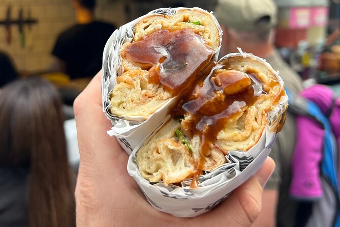 London Camden Market Walking Food Tour With Secret Food Tours - Personalized Attention and Small Group Experience