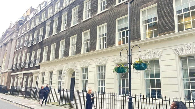 London: Charles Dickens Walking Tour for Small Groups - The Sum Up