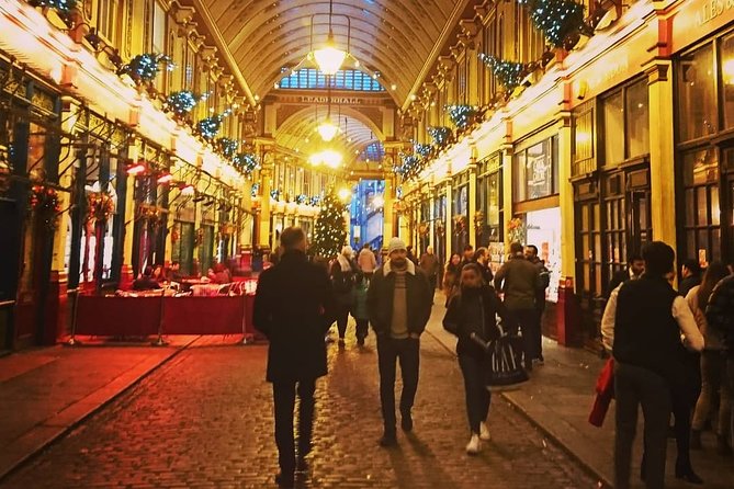 London Christmas Carol & Charles Dickens Small Group Walking Tour - Reviews and Traveler Experiences