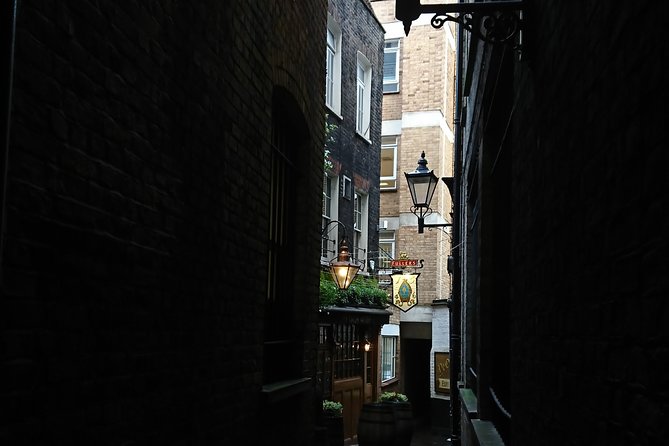 London Christmas Carol & Charles Dickens Small Group Walking Tour - Pricing and Group Size