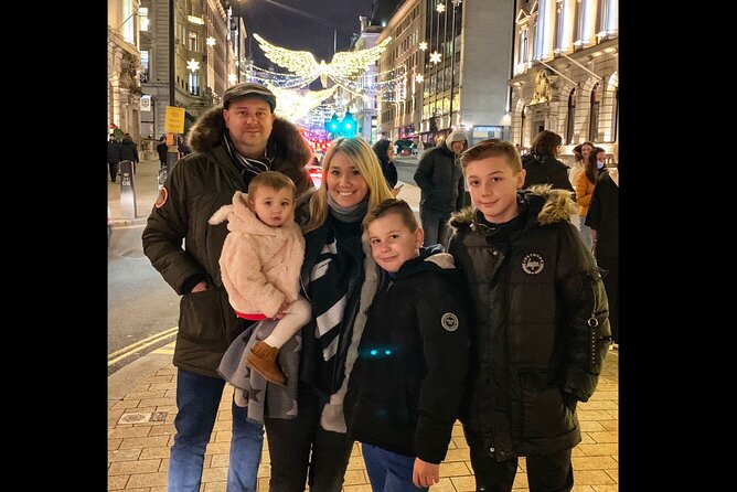 London Christmas Lights Guided Tour by Cab - Booking and Flexibility