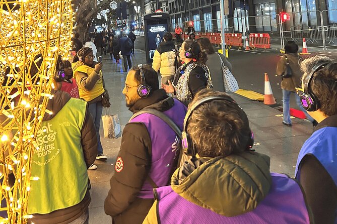 London Christmas Lights Guided Tour With Christmas Music - Navigating the Tours Logistics