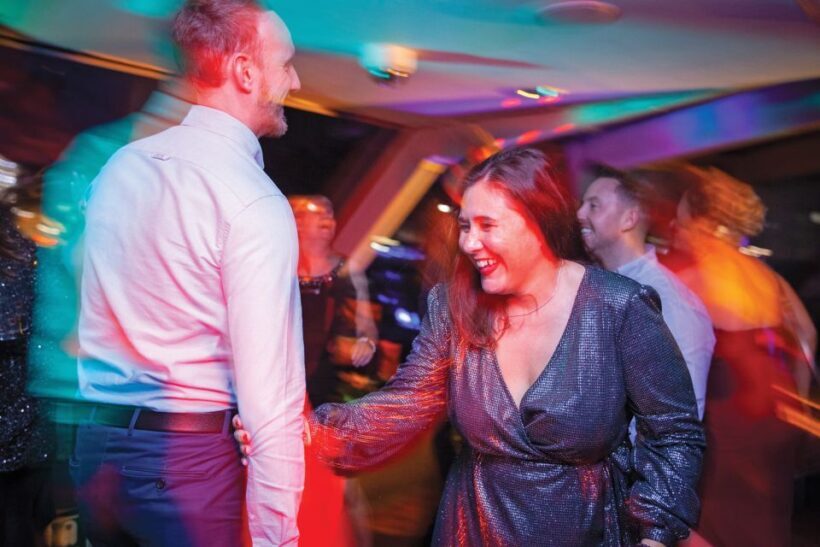 London: Christmas Party Dinner Cruise - Who Will Enjoy This?