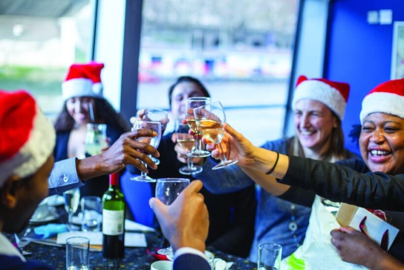 London: Christmas Party Lunch Cruise - Who Will Love This Cruise?