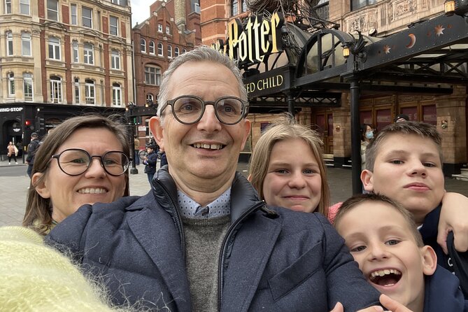 London City of Wizards Exploration Game and Tour - Gameplay and Mechanics