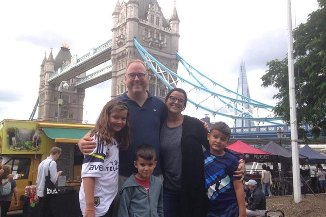 London Classic Sightseeing Private Taxi Tour - Guides and Customer Experience