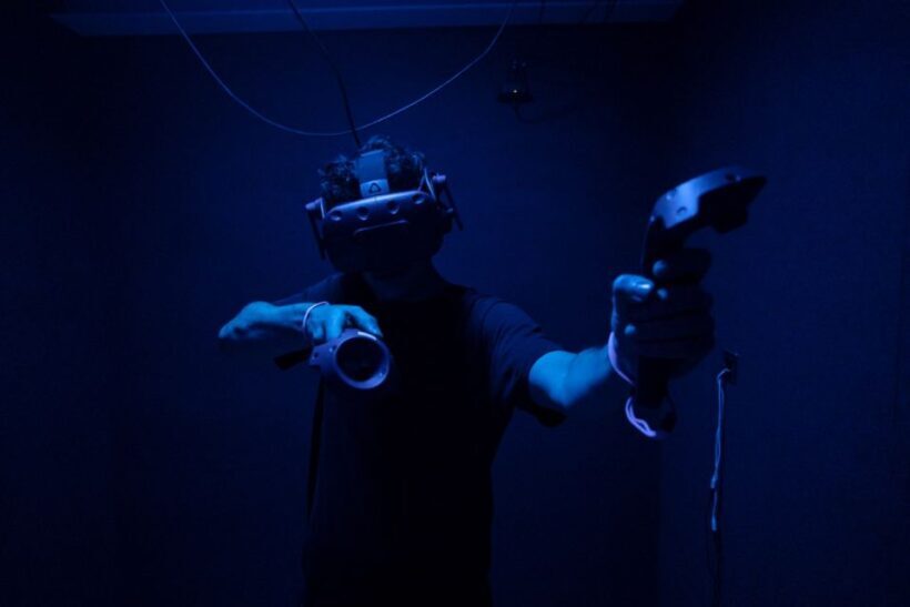 London: DNA VR experience in Hammersmith - London: DNA VR Experience in Hammersmith